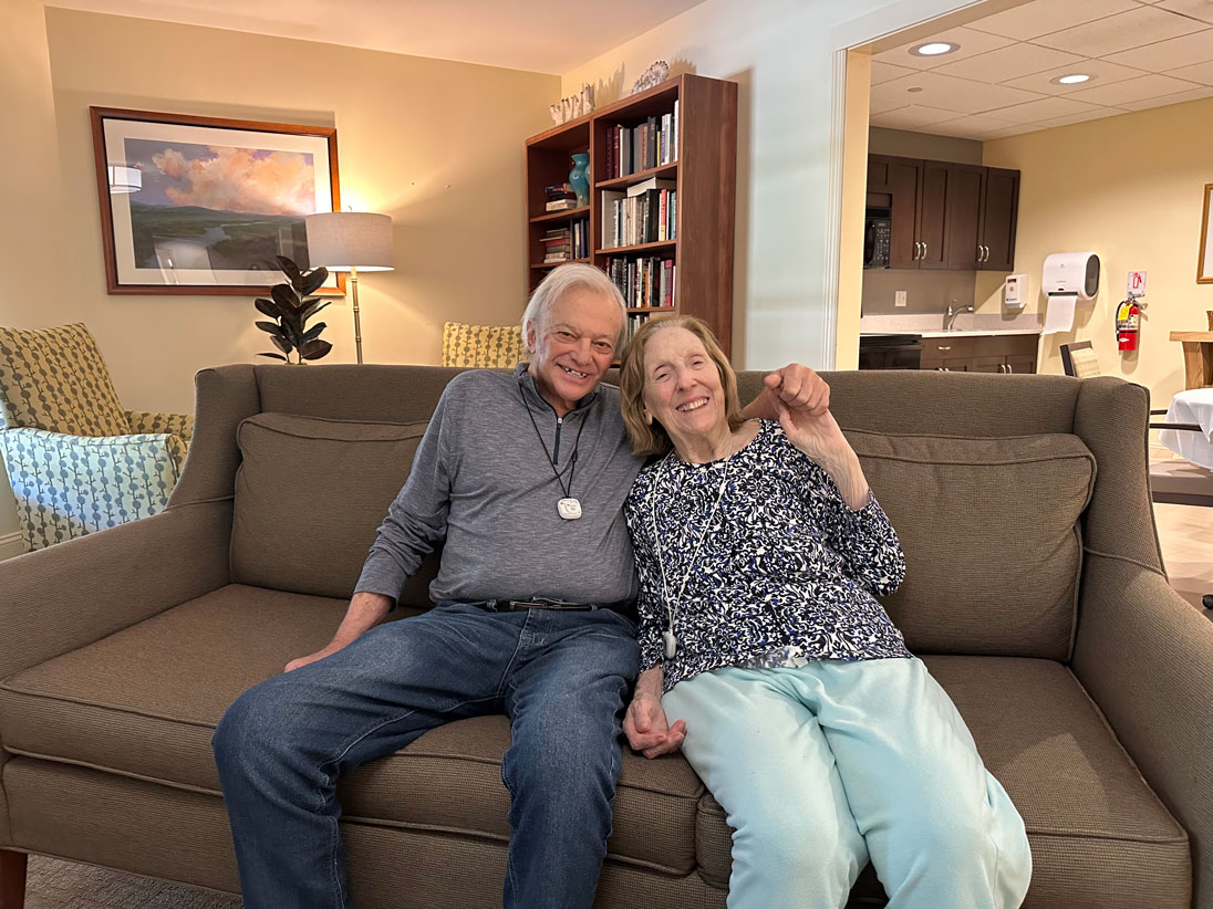 Making New Connections at Ruth's House! - JGS Lifecare